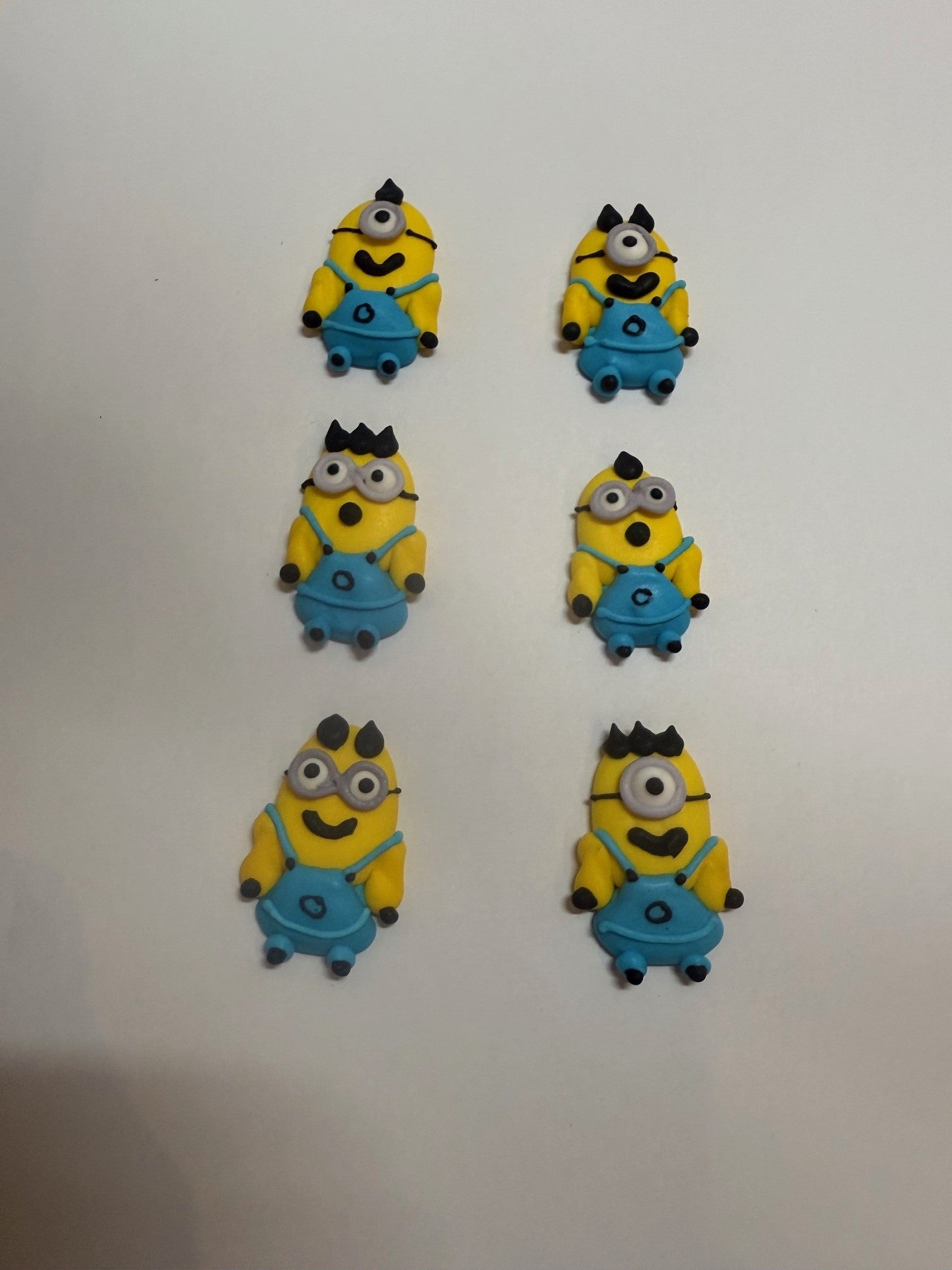 Assorted Minions 72 per box - Sugar Dec – Streamline Foods